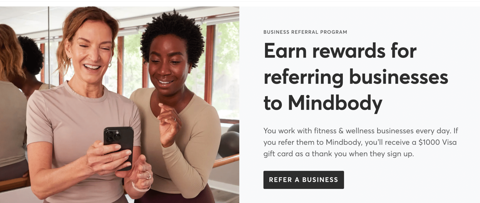 How To Build a B2B Referral Program [15 Tips + Software]